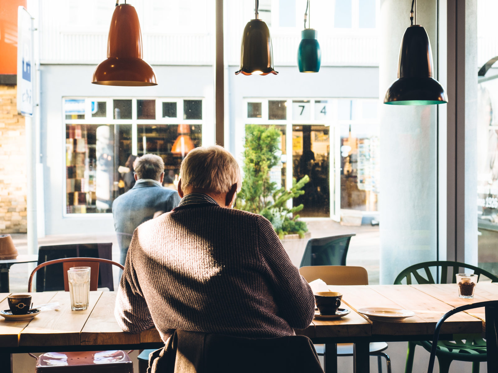 How Long Can Retirees Expect To Live Once They Hit 65? | RR